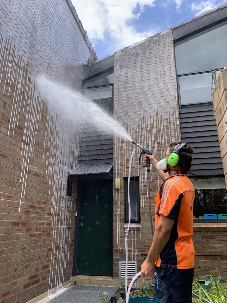 Building Soft-Washing - Dr. Pressure